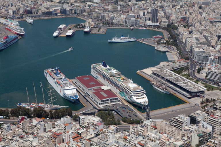 Piraeus cruise terminal | Travelling Greece